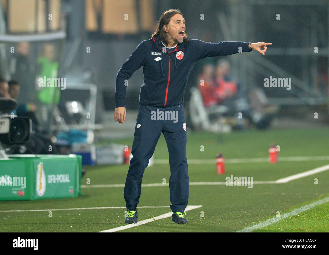 Coach Martin Schmidt from Mainz gestures during the 2nd Round DFB Pokal ...
