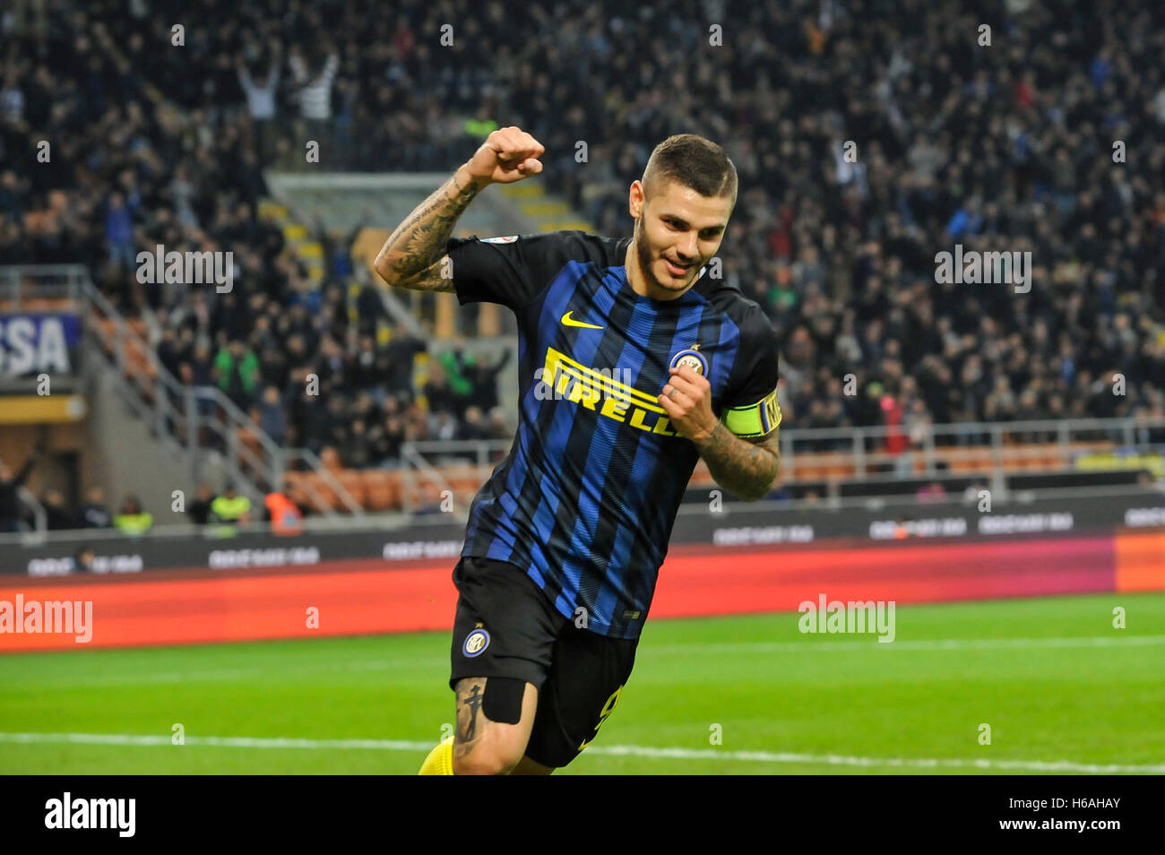 Inter milan celebrate san siro hi-res stock photography and images - Alamy