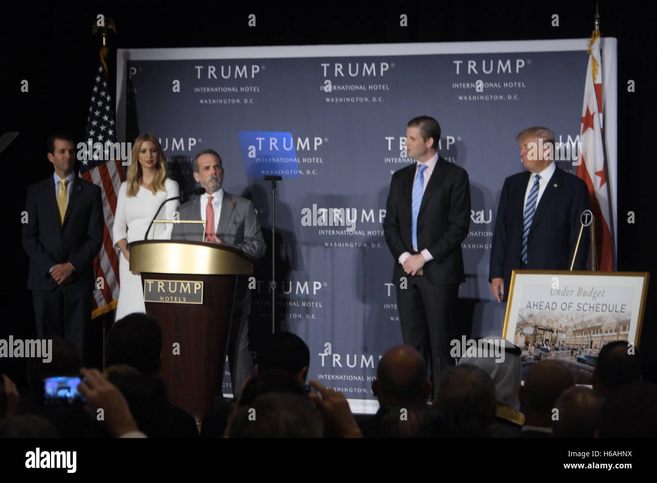 Washington, DC, USA. 26th Oct, 2016. Eric Danziger, Chief Executive ...