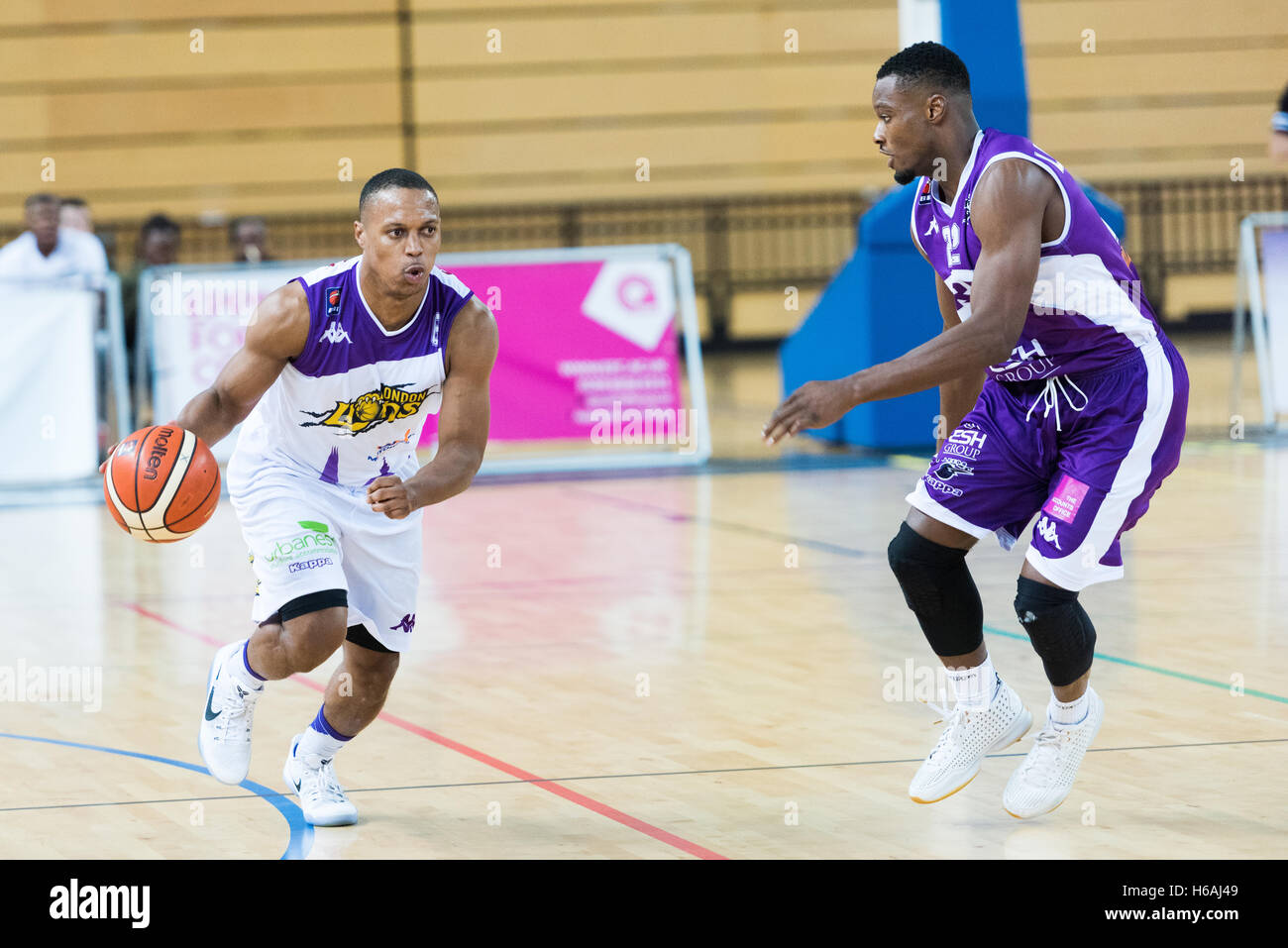 Leeds force team hi-res stock photography and images - Alamy