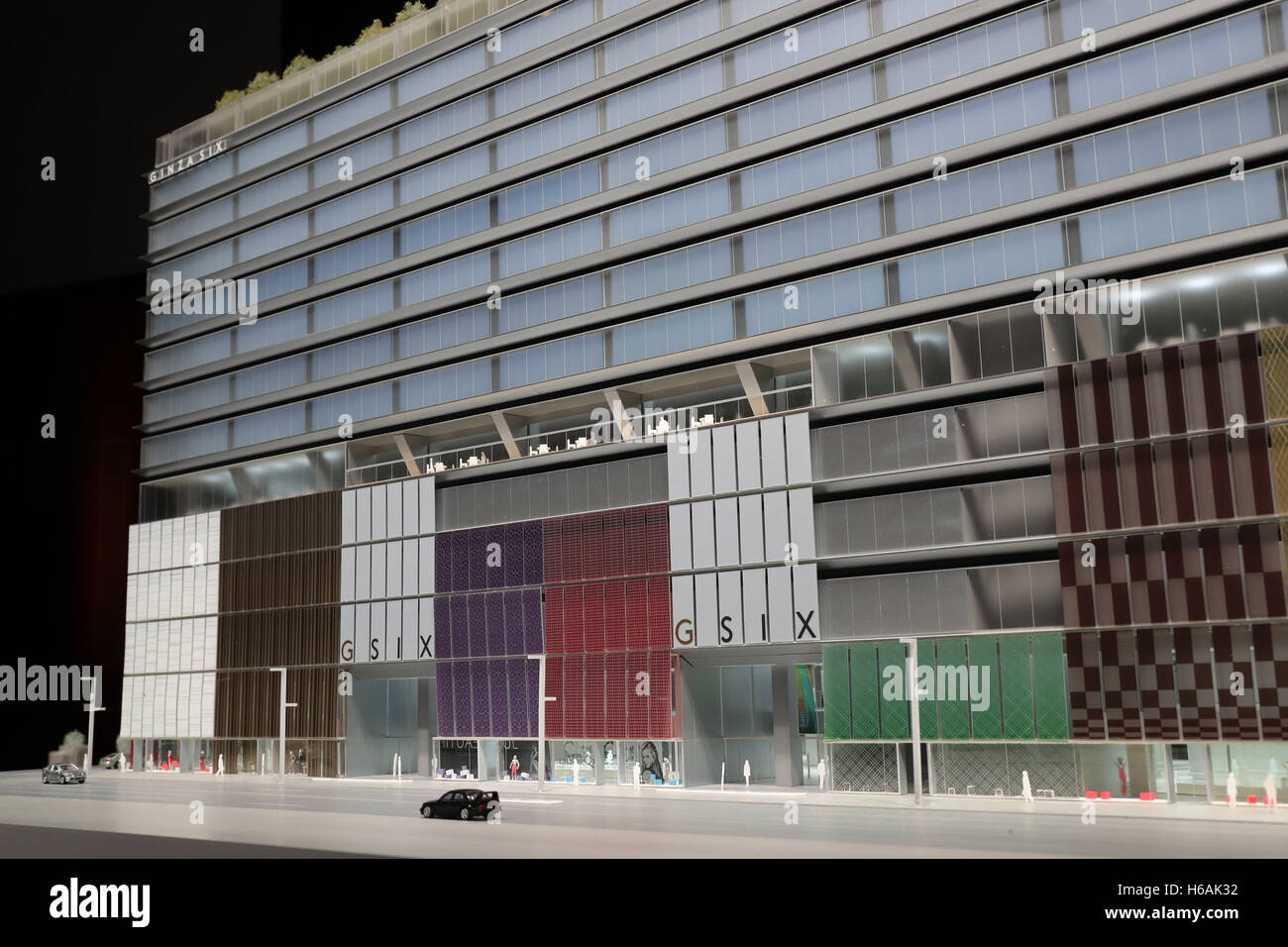 Tokyo, Japan. 26th Oct, 2016. This picture shows a scale model of the ...