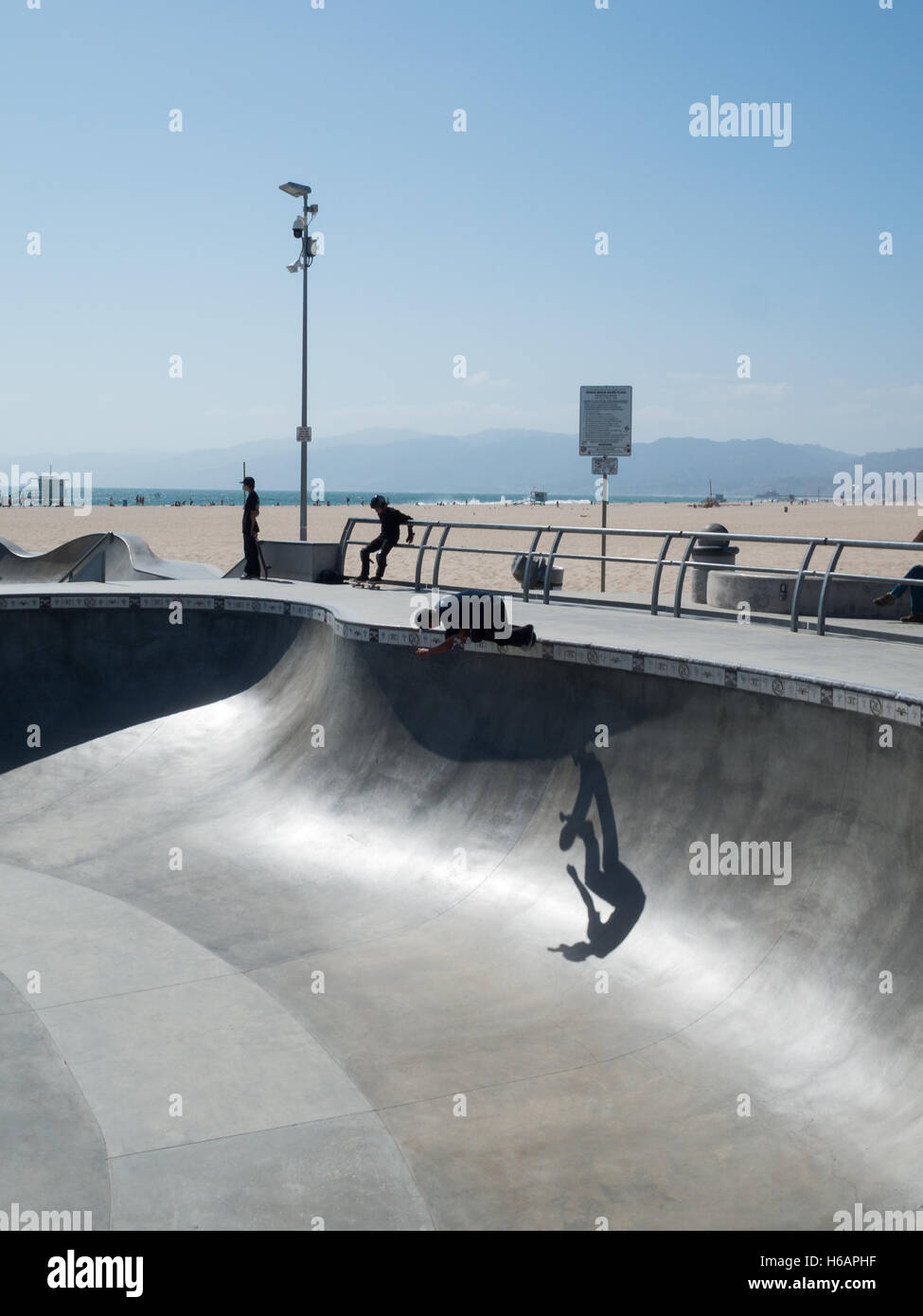 Skateboarding in Venice beach Stock Photo - Alamy