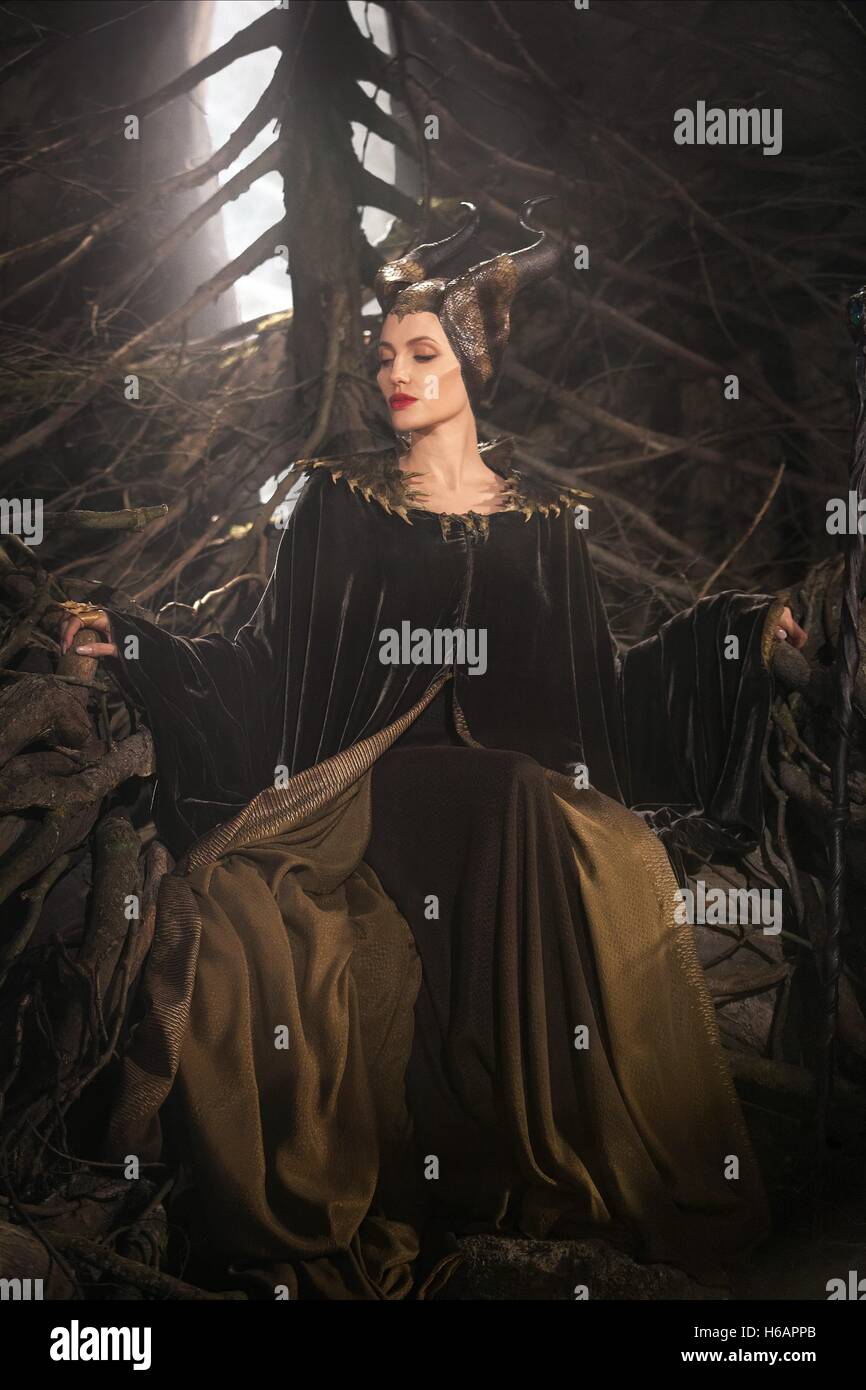 Maleficent Jolie High Resolution Stock Photography and Images - Alamy
