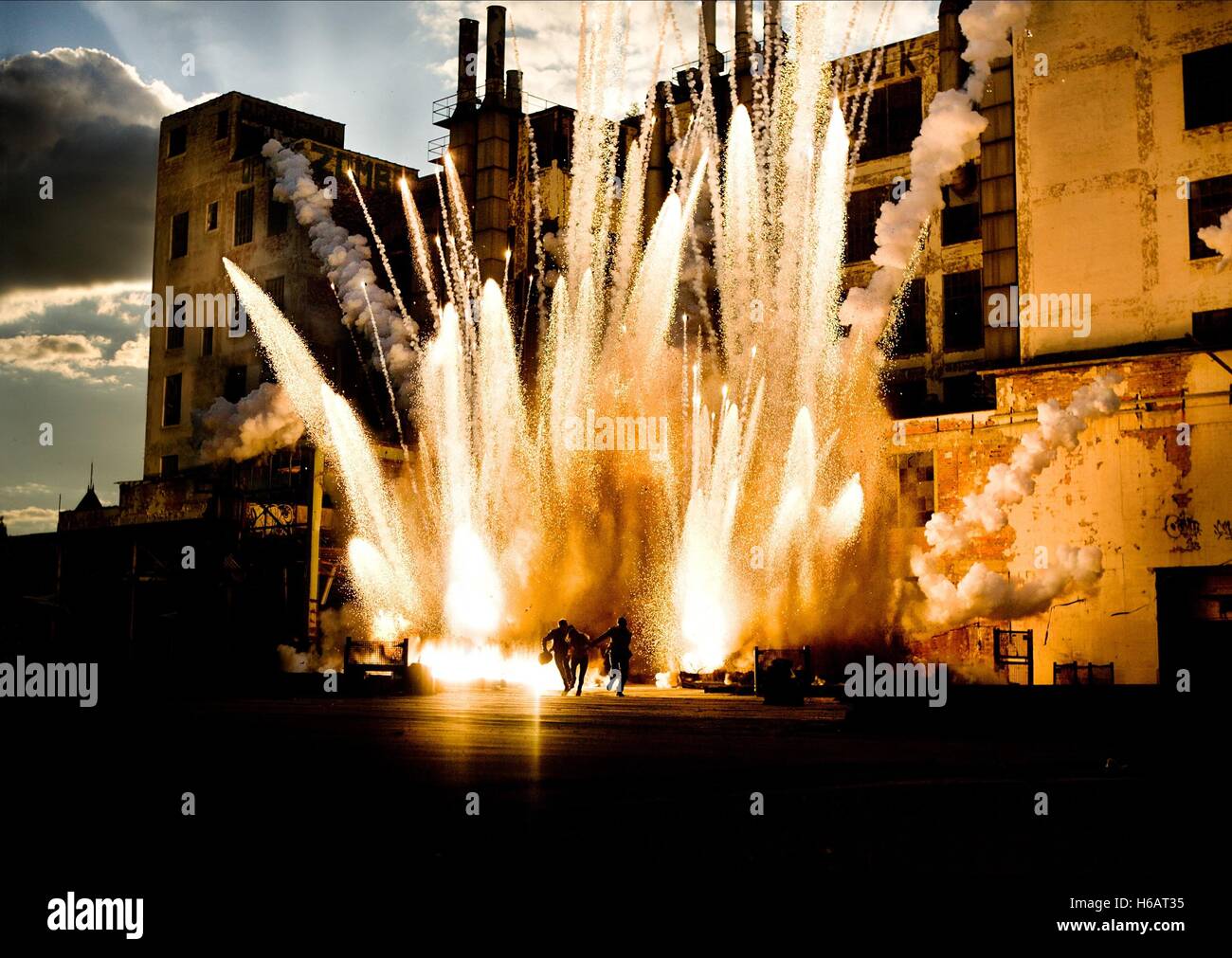 Transformers Movie Age Extinction High Resolution Stock Photography and ...