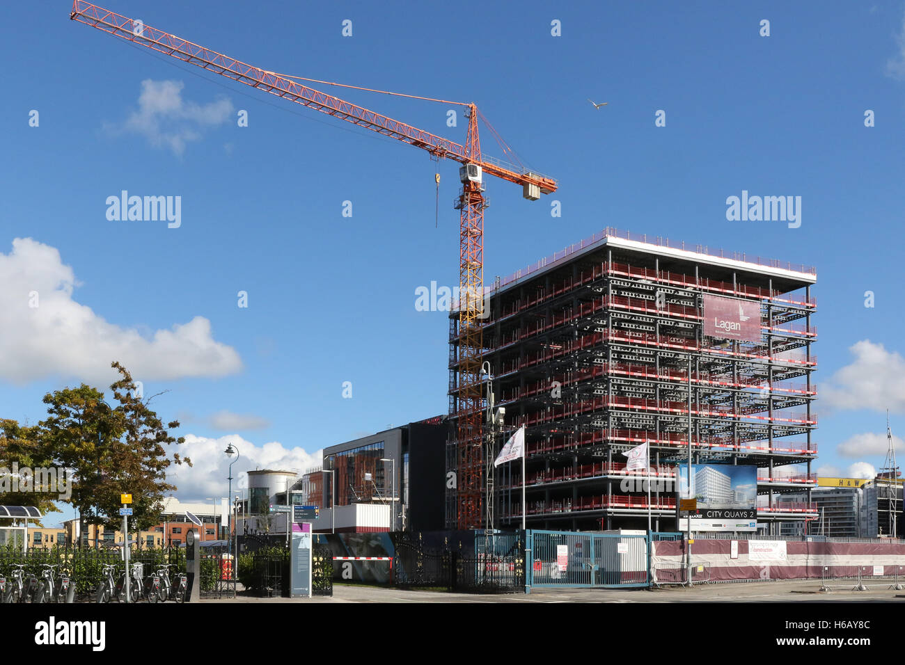 City quays 2 belfast hi-res stock photography and images - Alamy