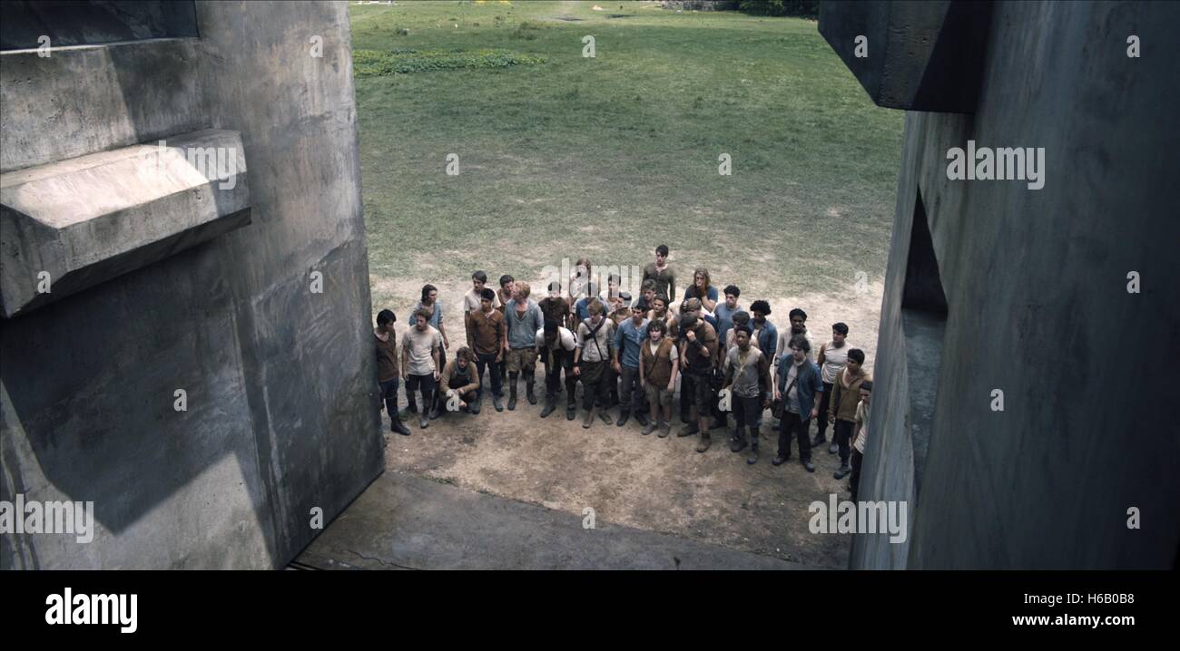 Thomas Brodie Sangster And Dexter Darden High Resolution Stock ...