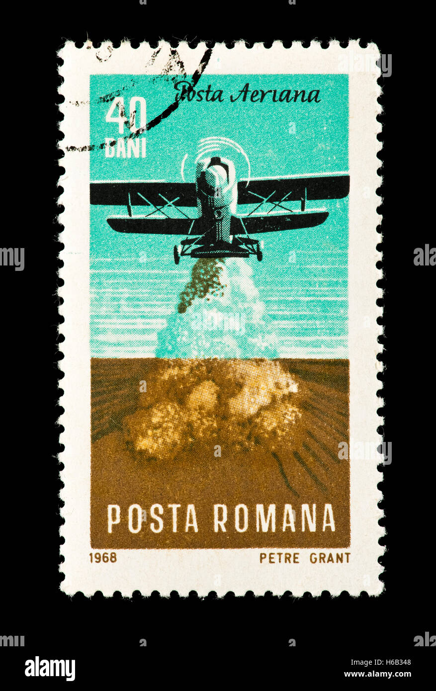 Airplane spraying hi-res stock photography and images - Alamy