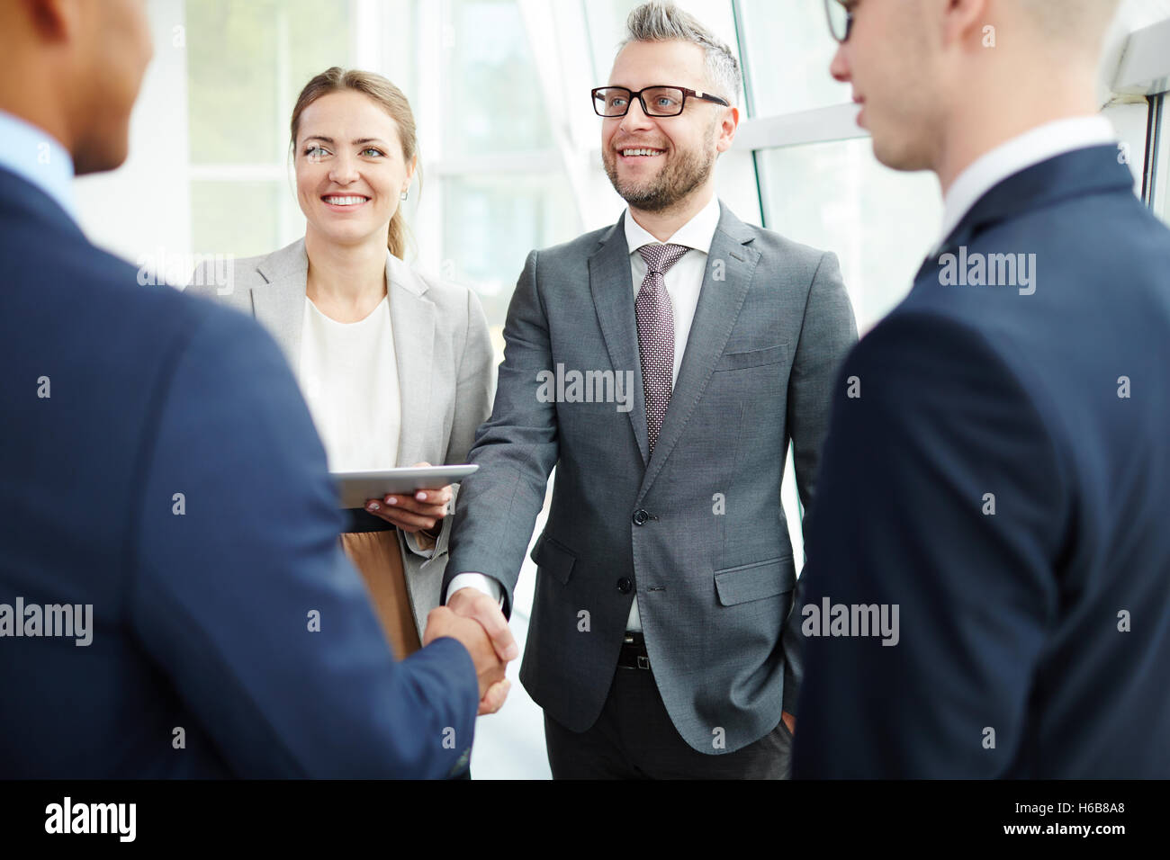 Relative greeting hi-res stock photography and images - Alamy