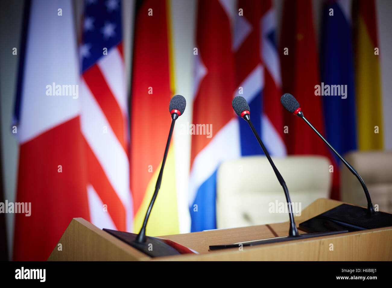 Tribune hall hi-res stock photography and images - Alamy