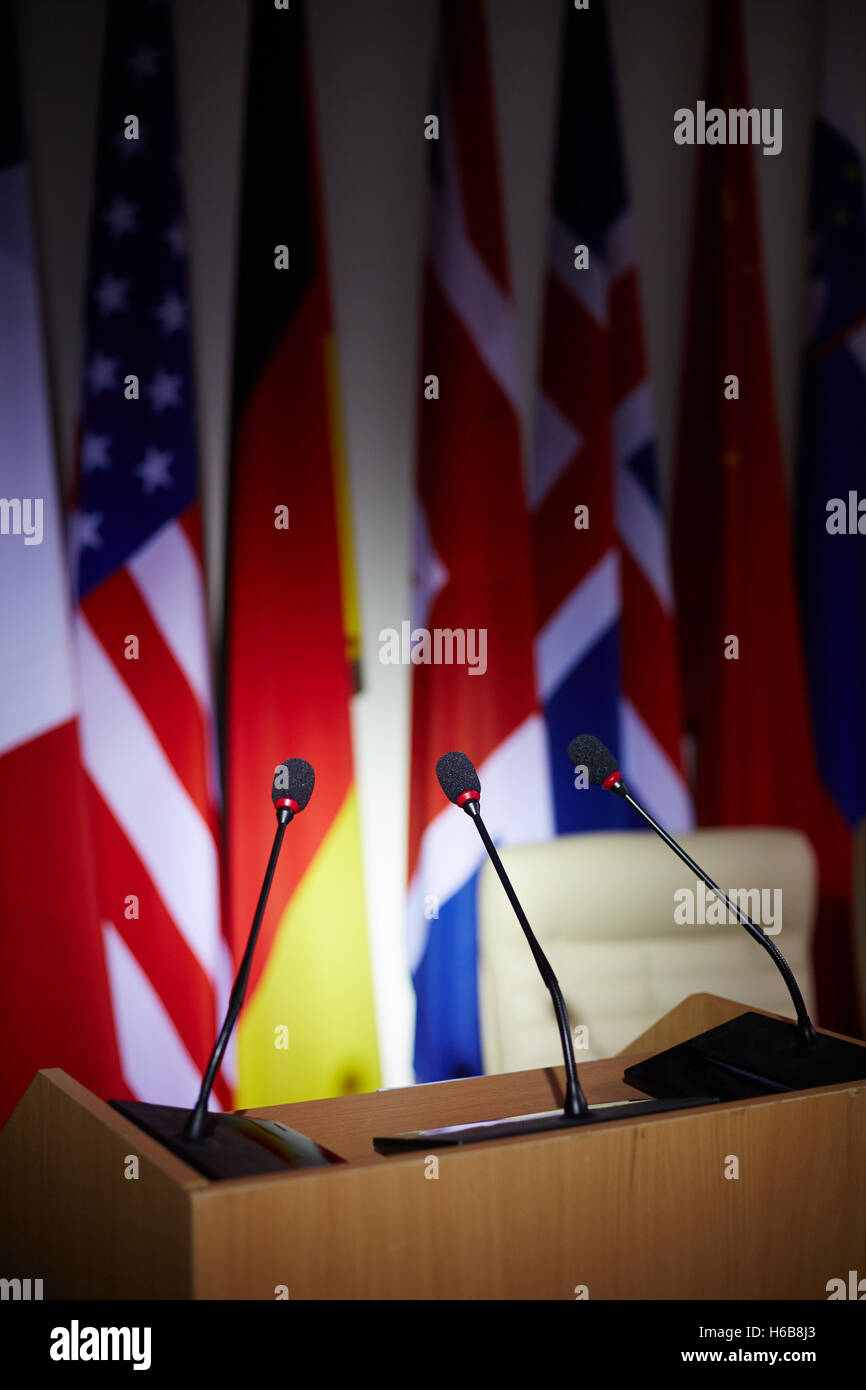 Tribune hall hi-res stock photography and images - Alamy