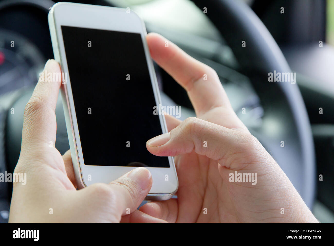 The use of mobile phones in the car Stock Photo - Alamy