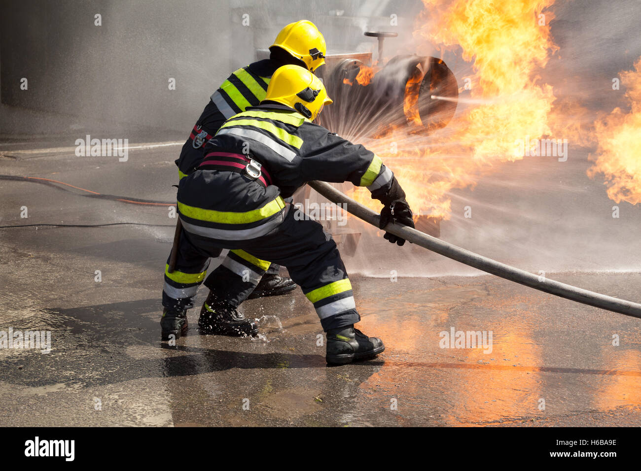 Fire service drill hi-res stock photography and images - Alamy