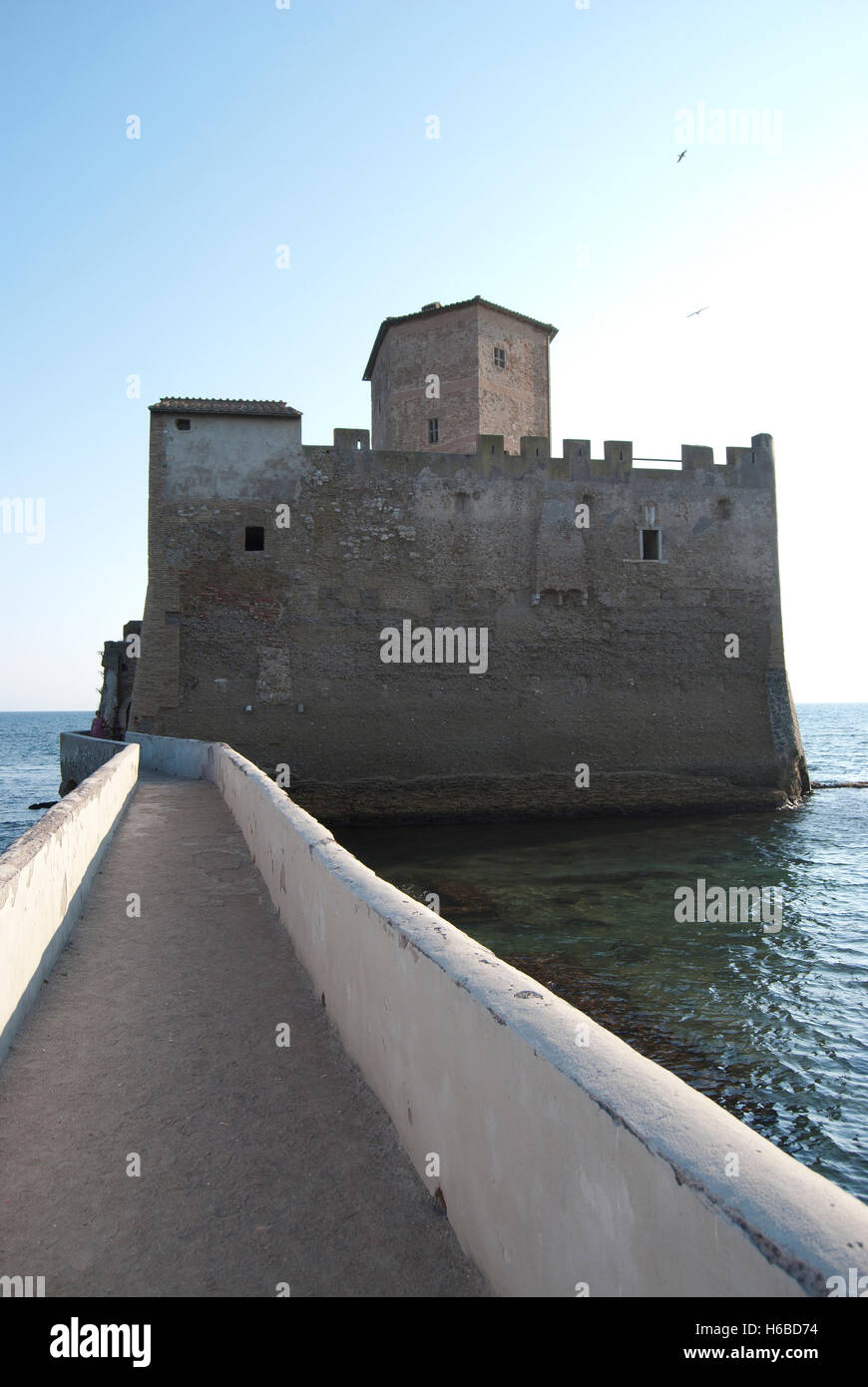 Torre Astura a famous castle near Rome built in the sea Stock Photo - Alamy