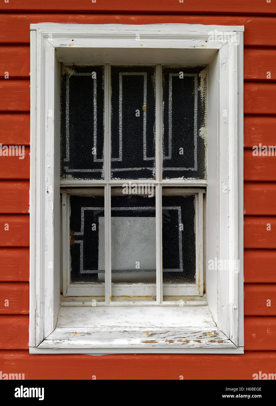 Dilapidated peeling window against brown clapboard wall Stock Photo - Alamy