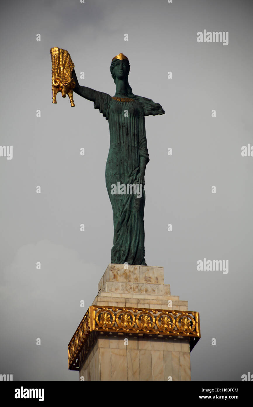 Europe square hi-res stock photography and images - Alamy