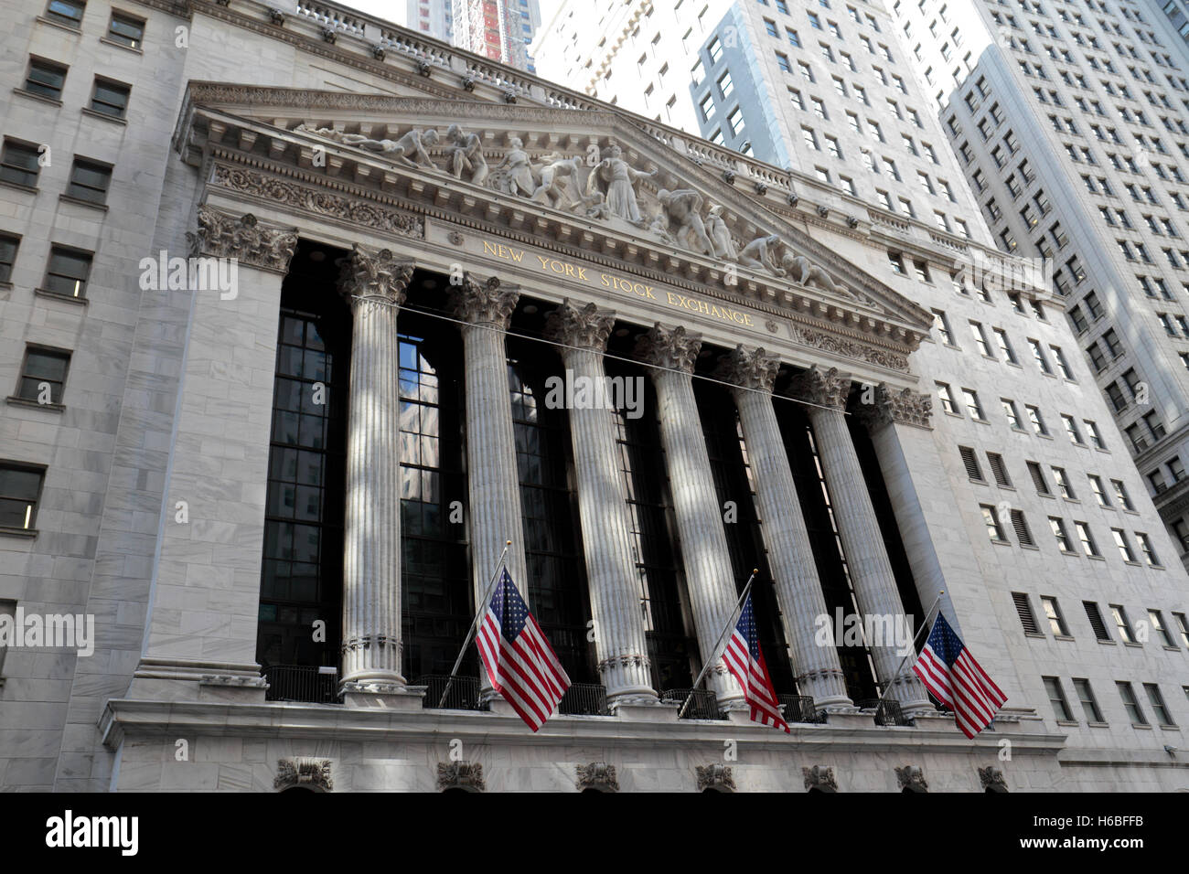 The New York Stock Exchange building, Broad Street, Manhattan, New York ...