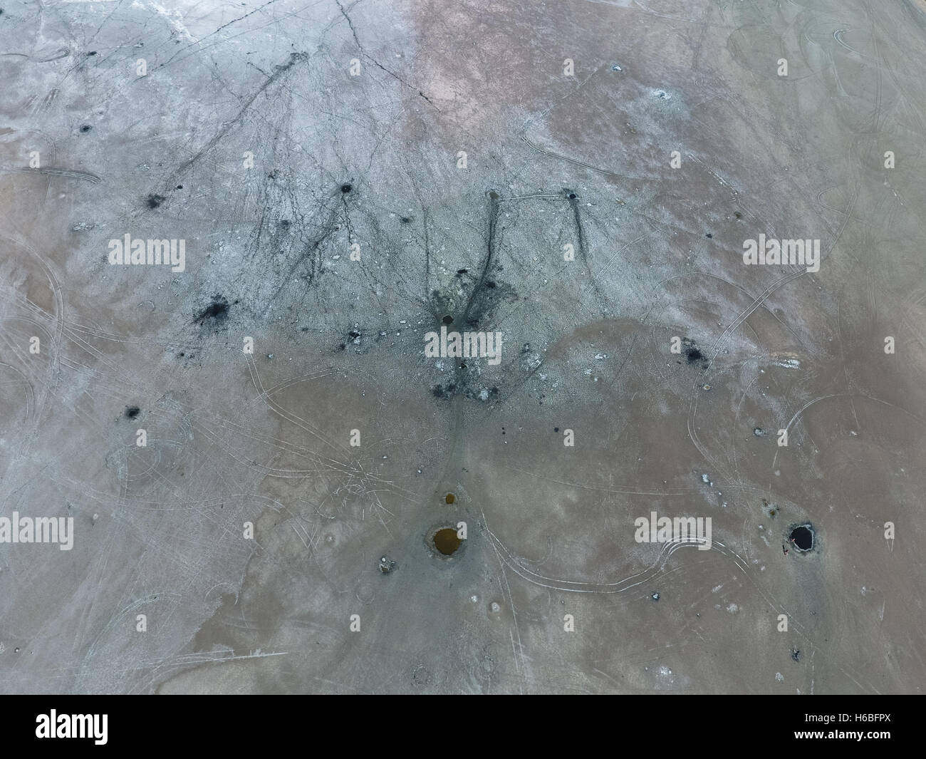 Top view of the salt lake mud sources. External similarity with craters ...