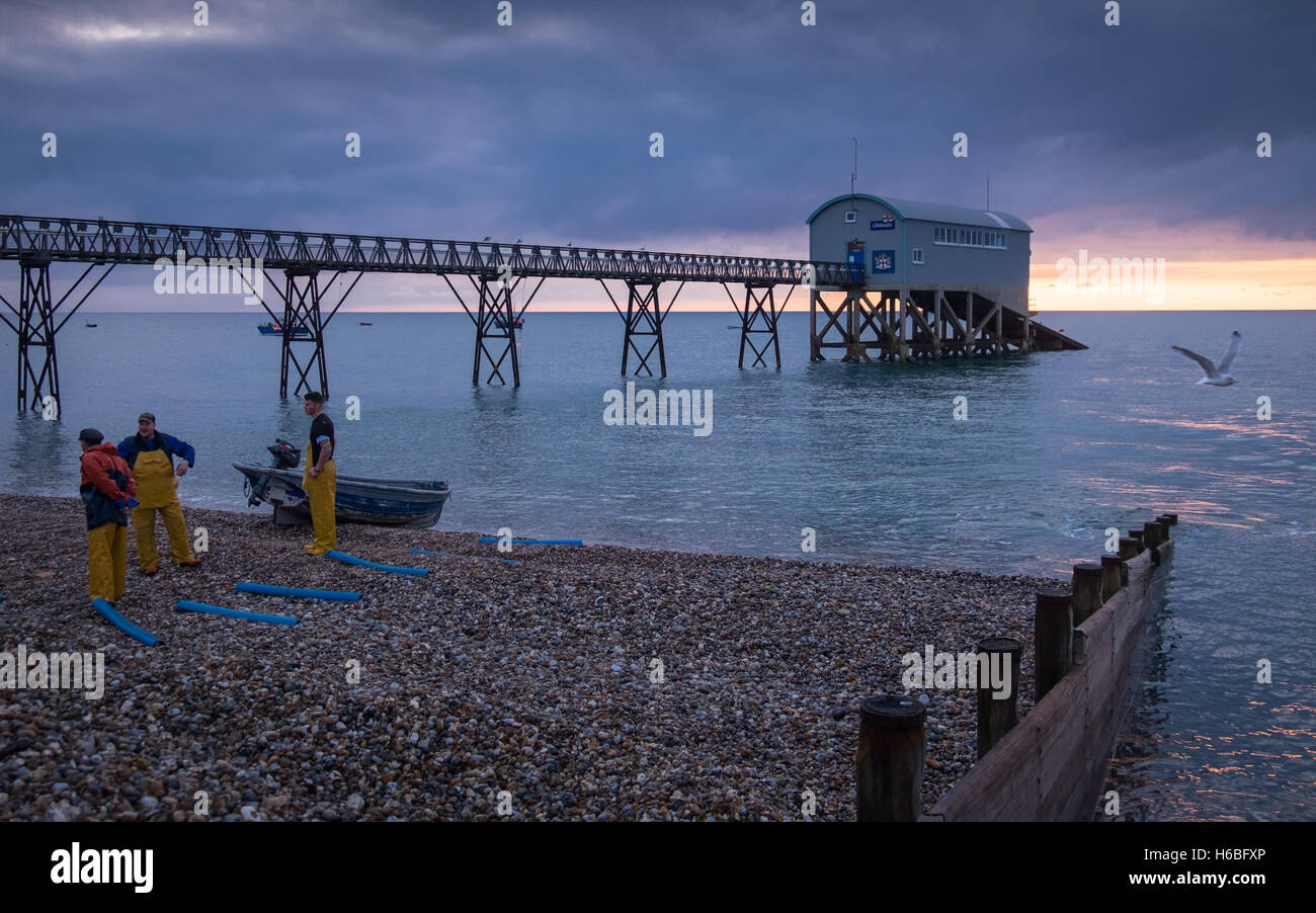 Selsey lifeboat station hi-res stock photography and images - Alamy