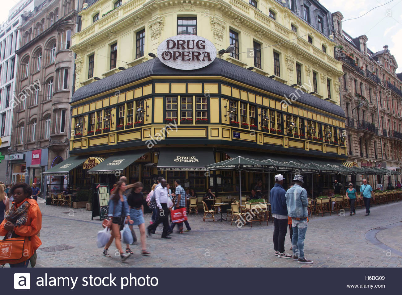 Drug Store Facade Stock Photos & Drug Store Facade Stock Images - Alamy