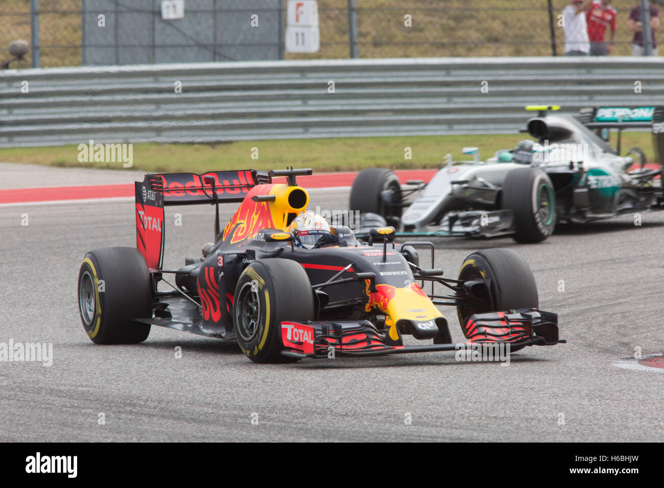 Daniel Ricciardo #3 competes during 2016 Formula 1 United States Grand ...