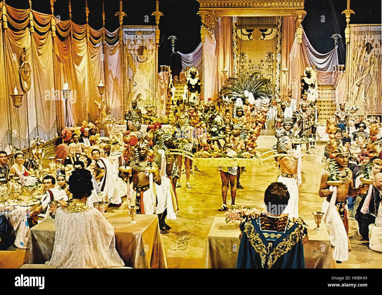Cleopatra 1963 hi-res stock photography and images - Alamy