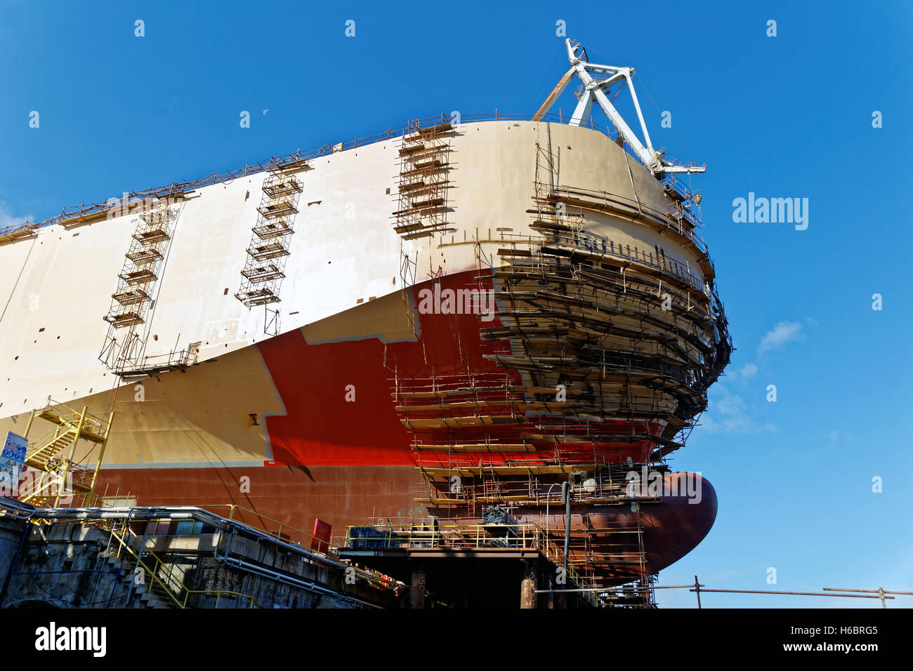 Construction shipyard hi-res stock photography and images - Alamy