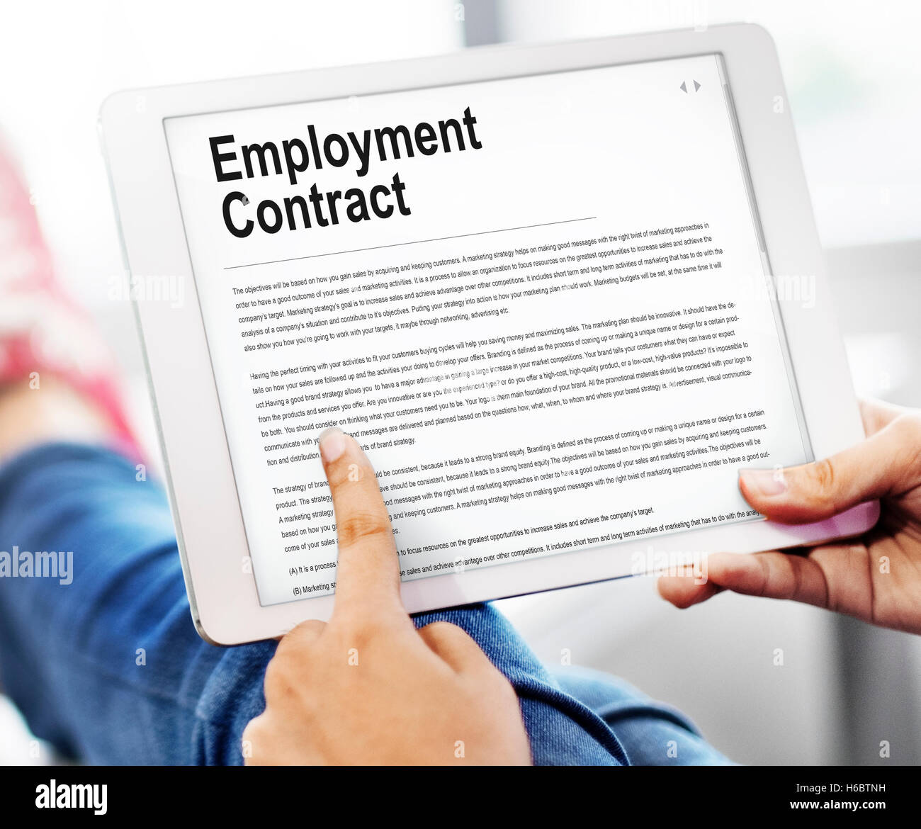 Employment contract obligation terms hi-res stock photography and ...