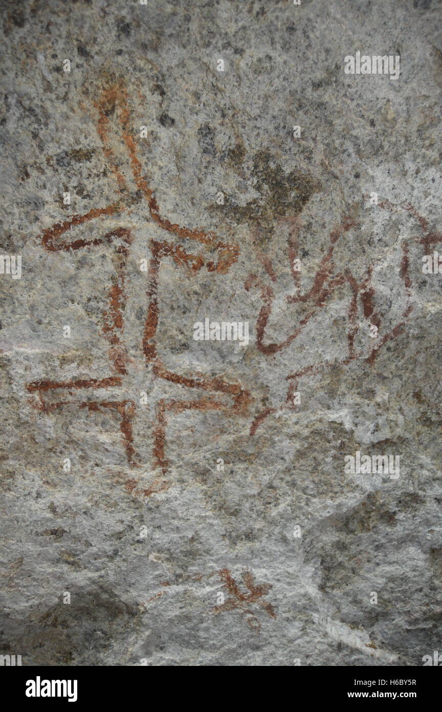 Cave paintings in Stone Elephant cave, Venezuela Stock Photo - Alamy