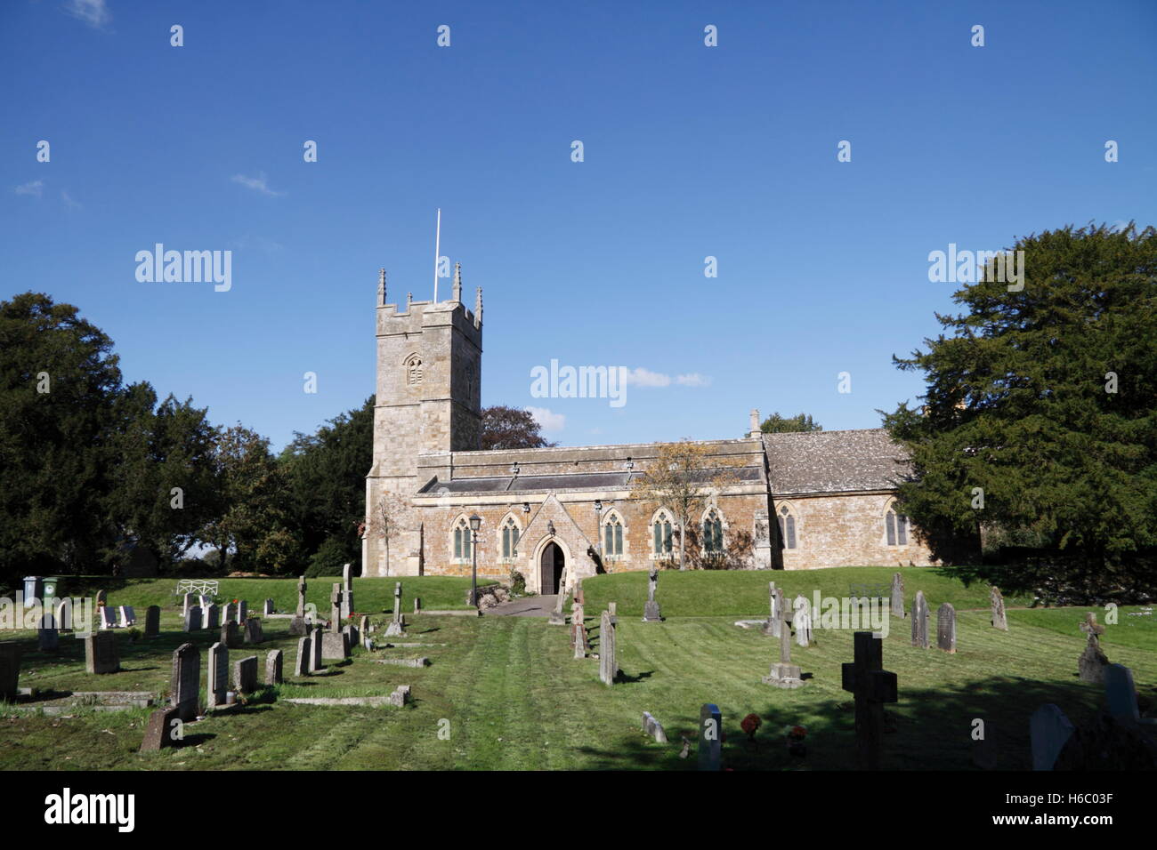 Kingham oxfordshire village hi-res stock photography and images - Alamy