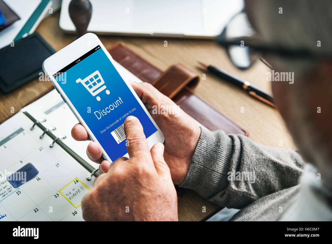 Discount Purchase Order Shopping Concept Stock Photo - Alamy
