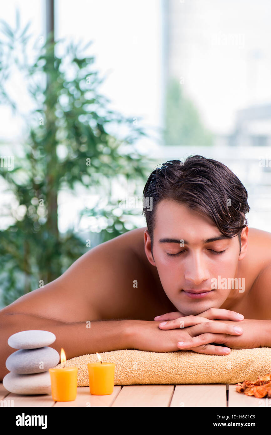 Handsome man during spa session Stock Photo - Alamy