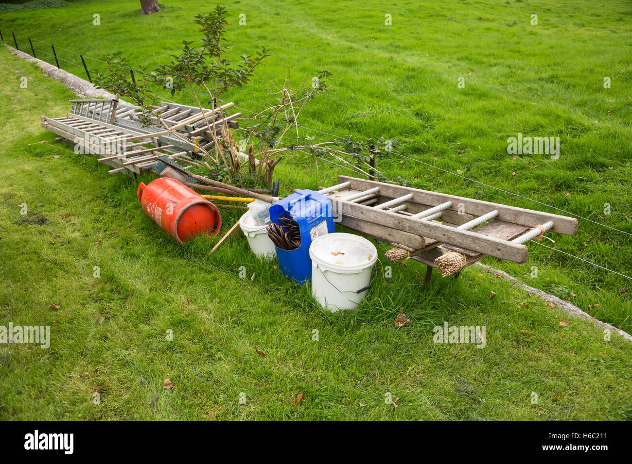Thatchers tools hi-res stock photography and images - Alamy