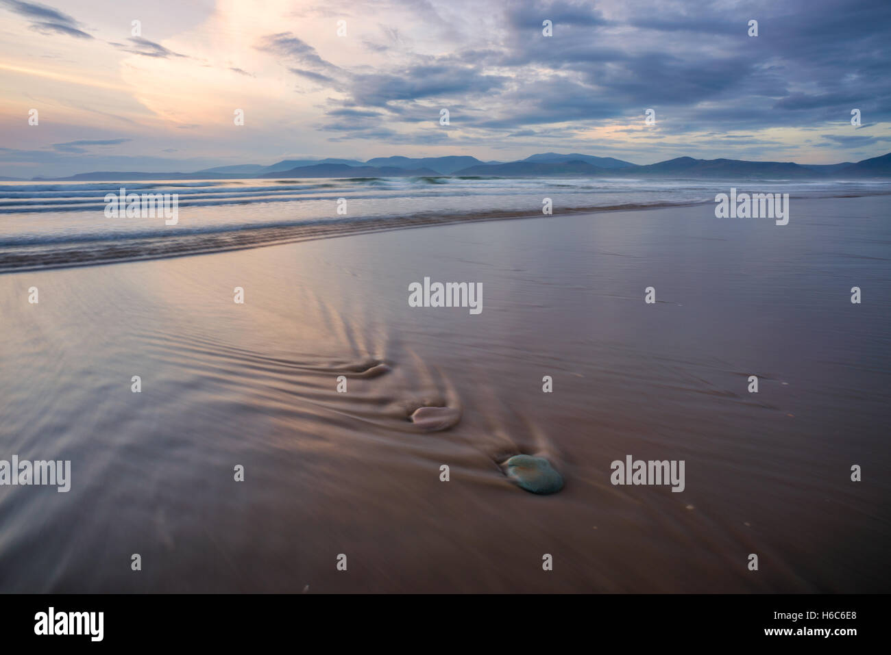 Rossbeigh Beach, Kerry Stock Photo - Alamy