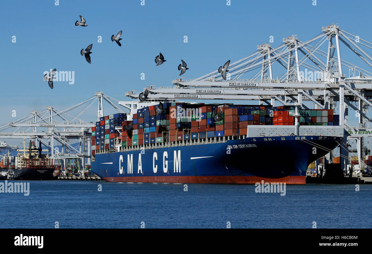 Vessel cma cgm centaurus imo hi-res stock photography and images - Alamy