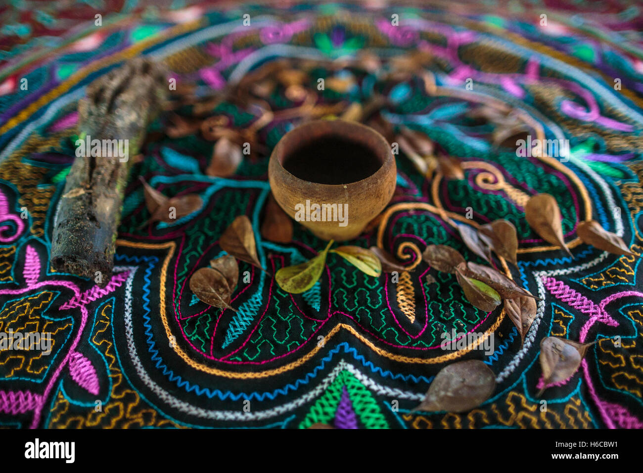 Shipibo hi-res stock photography and images - Alamy