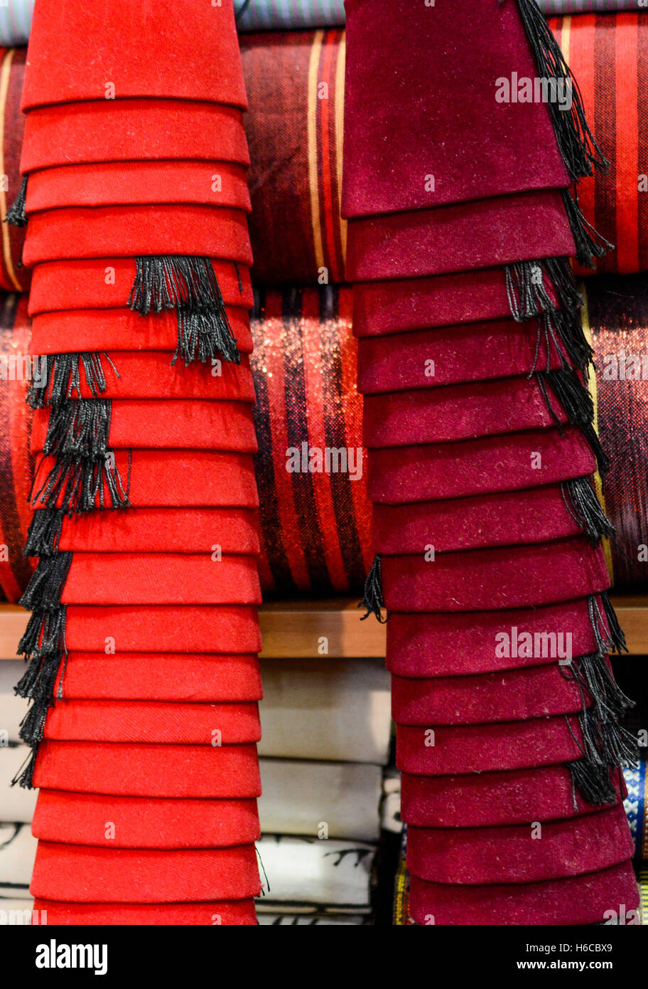 Pile of Turkish fez, traditional ottoman hat Stock Photo - Alamy