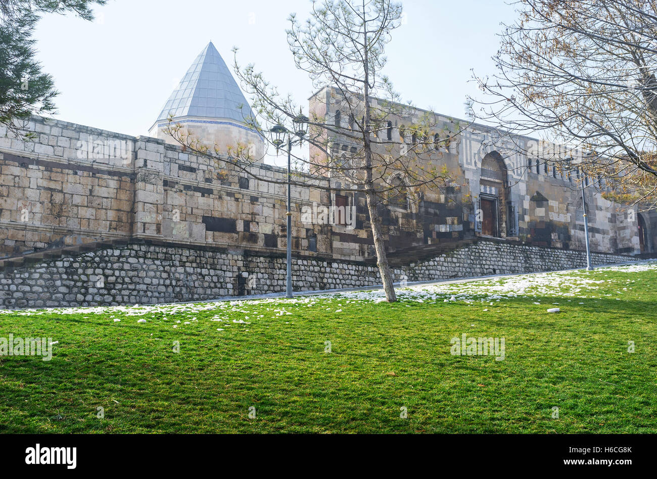 The Alaeddin citadel contains the sarcophagi of eight of the Seljuq ...