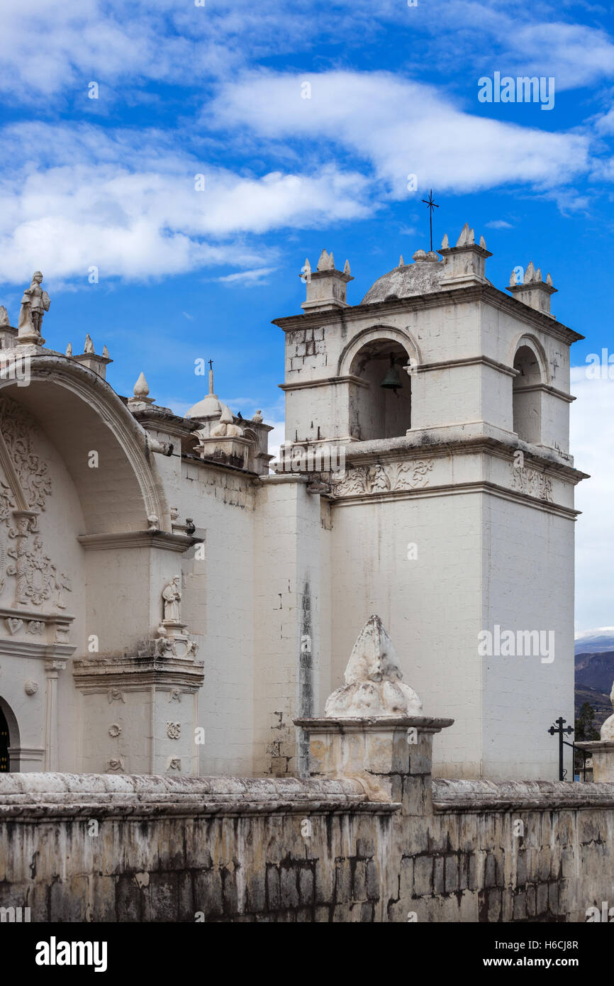 White ancient church hi-res stock photography and images - Alamy