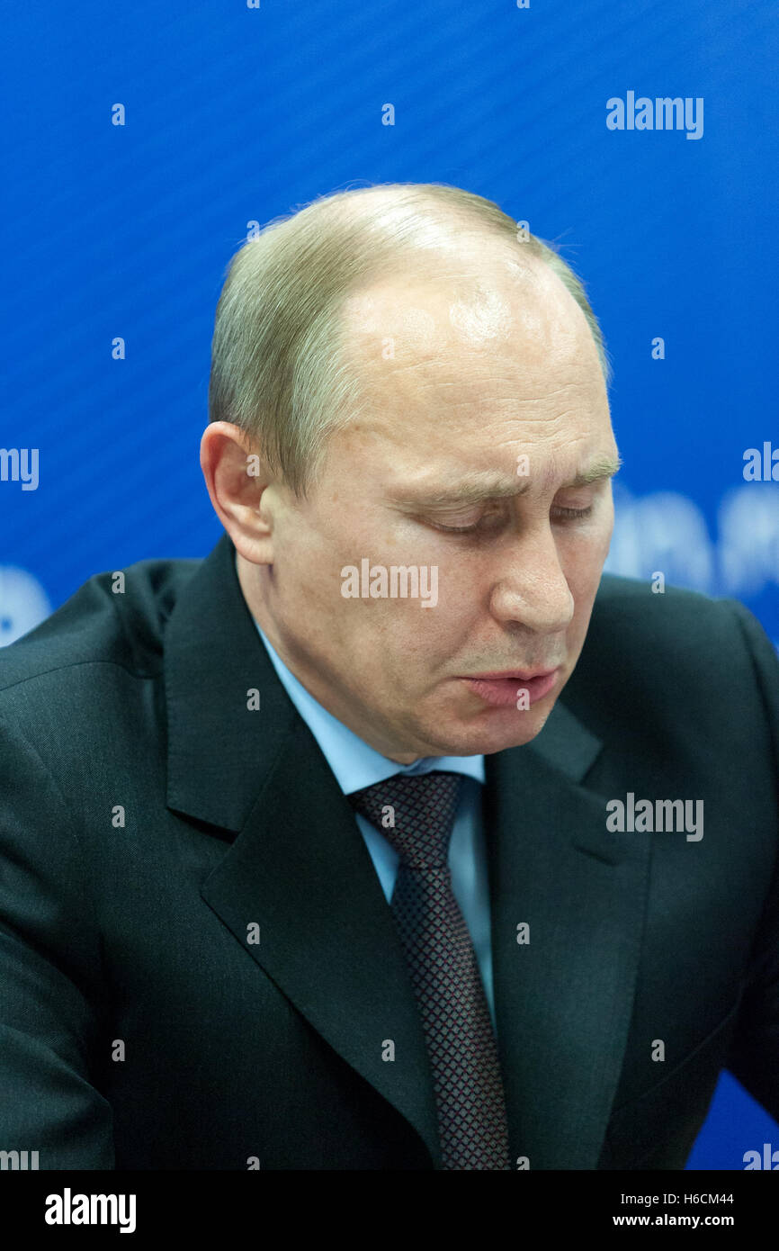Vladimir putin portrait hi-res stock photography and images - Alamy