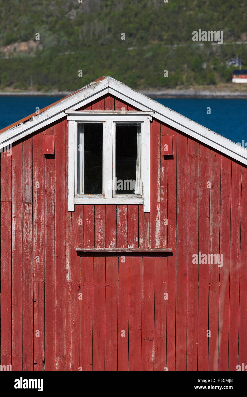 Traditional timber fish houses. Lofoten Islands fishing house design ...