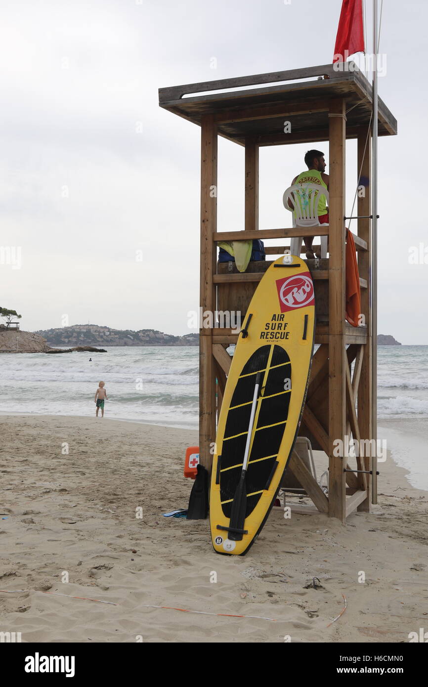 Lifeguard rescue board hi-res stock photography and images - Alamy