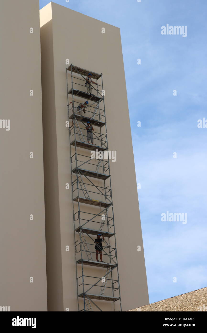 Scaffold tower block hi-res stock photography and images - Alamy
