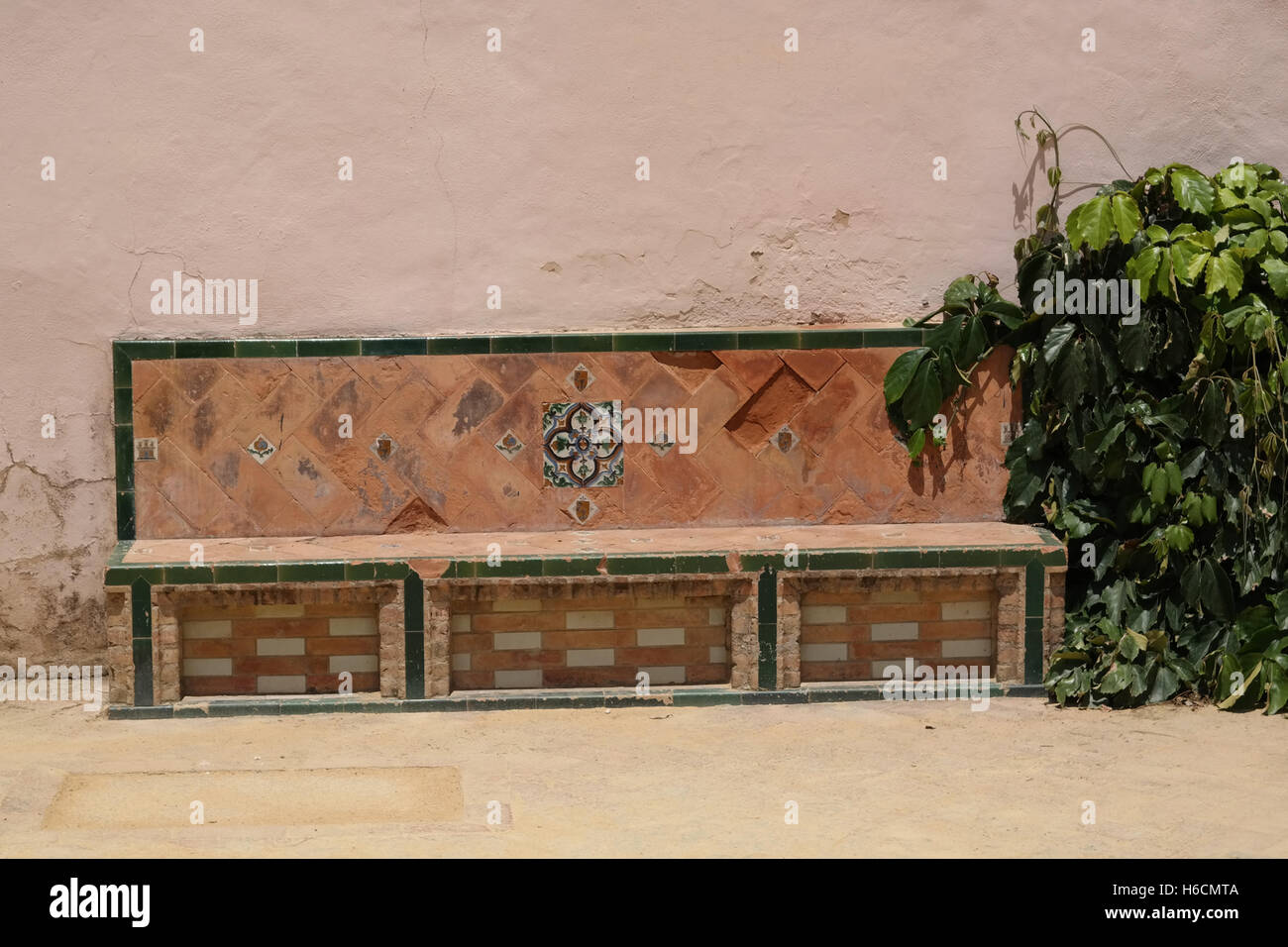 Ceramic tile bench hi-res stock photography and images - Alamy