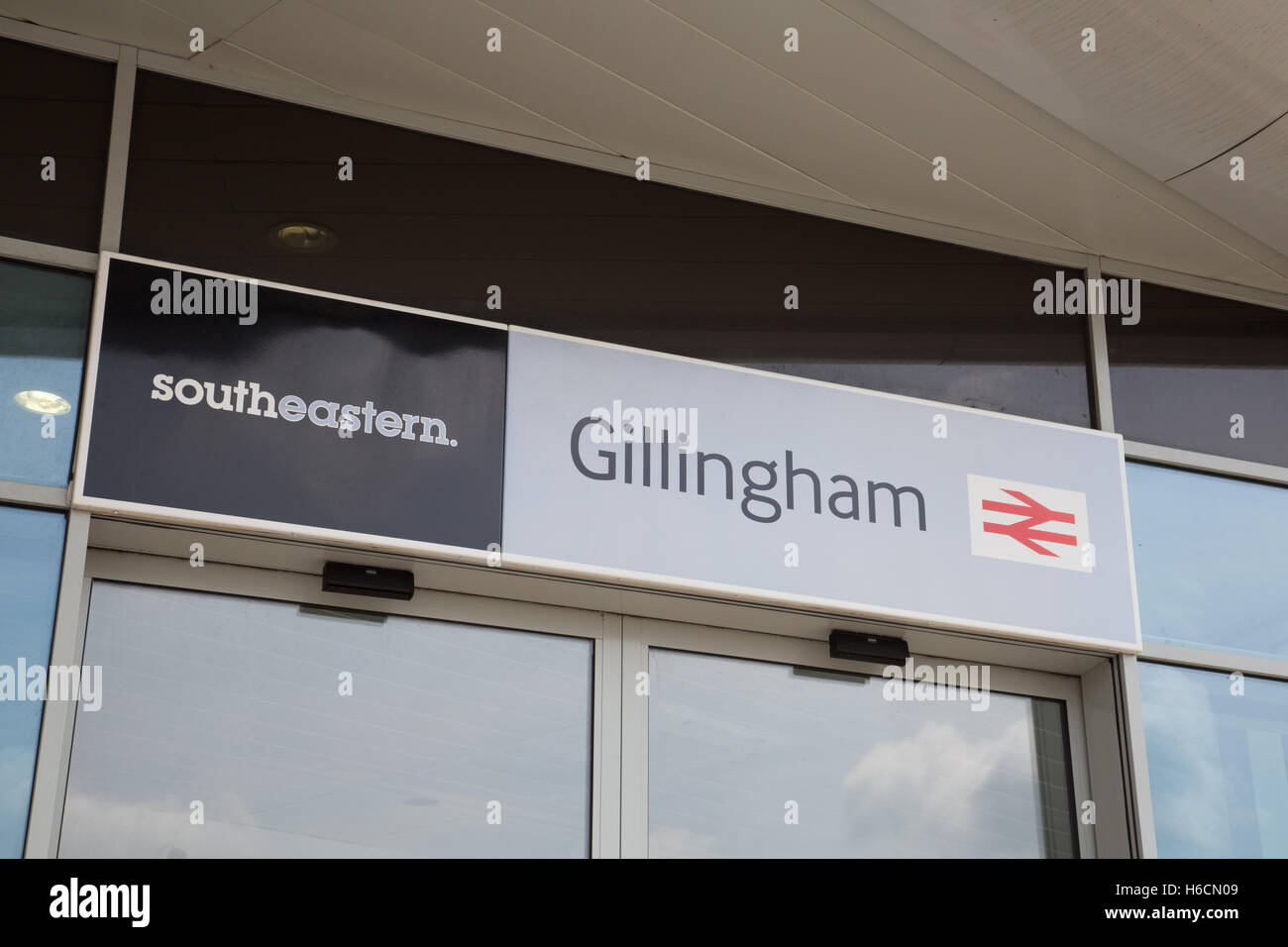 Southeastern railway hi-res stock photography and images - Alamy