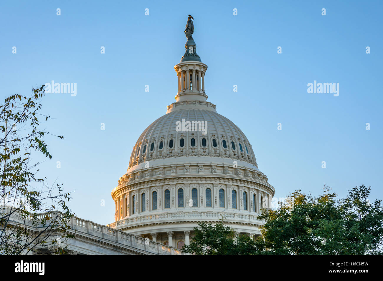 Us capitol dome hi-res stock photography and images - Alamy