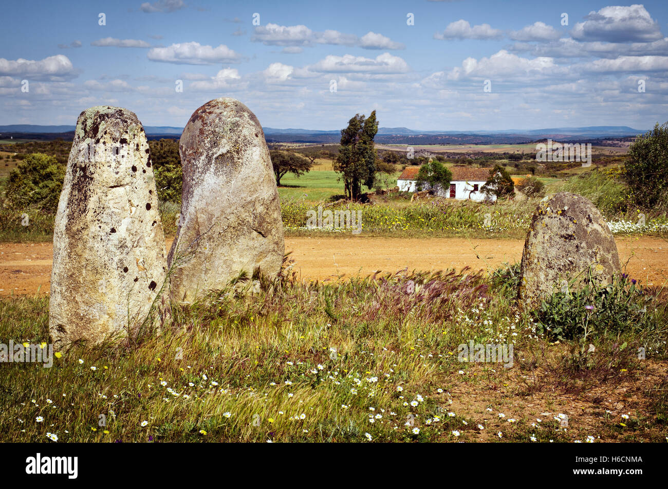 Megalithic structure hi-res stock photography and images - Alamy