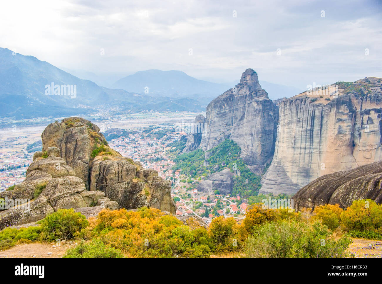 View on the meteora mountains hi-res stock photography and images - Alamy