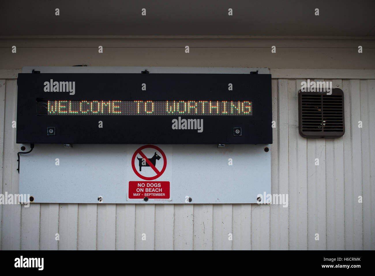 Welcome to worthing hi-res stock photography and images - Alamy