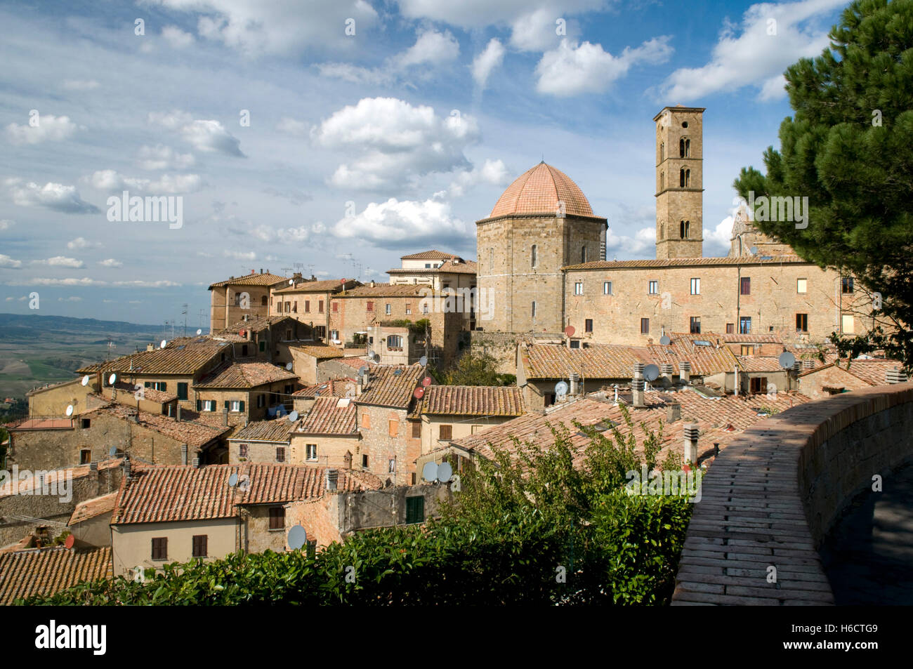 Town view with Baptistery and Santa Maria Assunta cathedral, Volterra ...