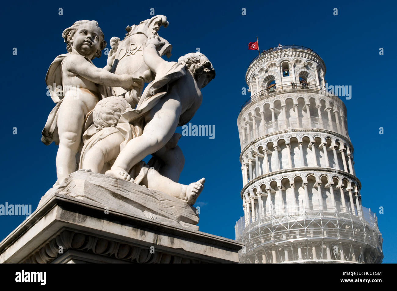 Campanile, Leaning Tower of Pisa, UNESCO World Heritage Site, statue ...